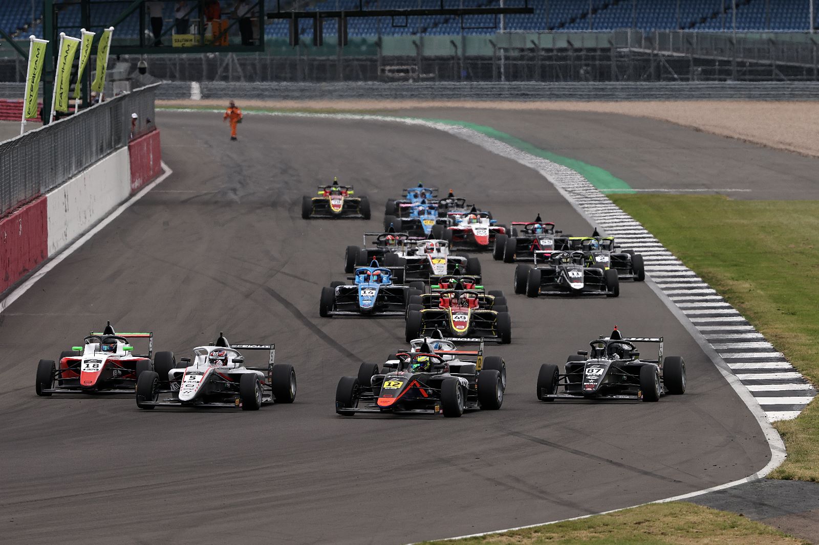 FIA British F4 Championship | Piszcyk claims first Silverstone GP ...