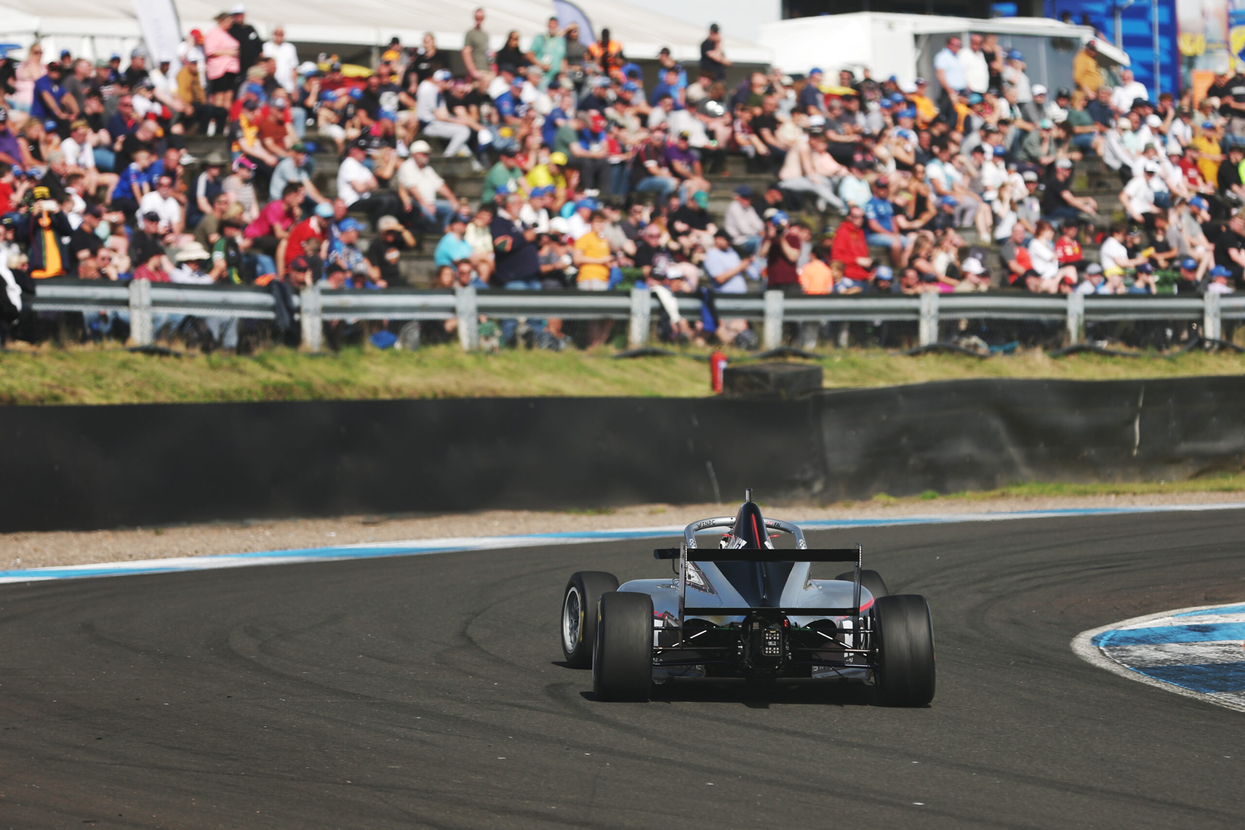 FIA British F4 Championship | LEO ROBINSON AND DEAGEN FAIRCLOUGH SHARE ...